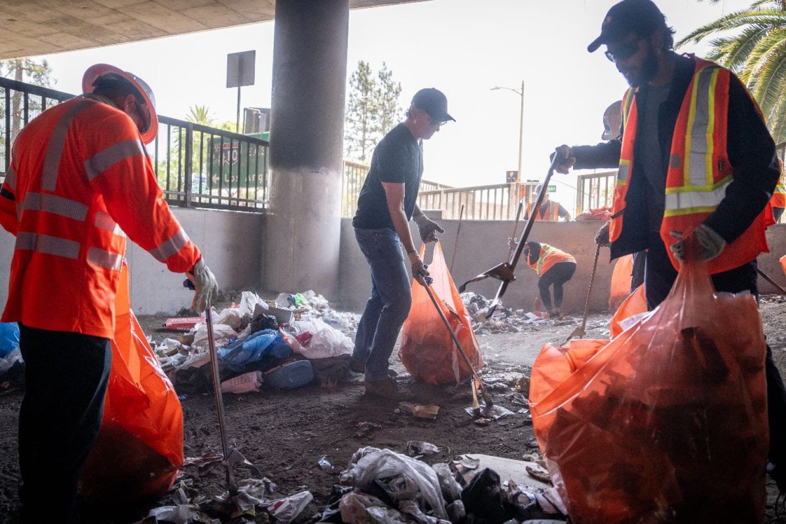 California Launches Model Ordinance to Address Homeless Encampments ...